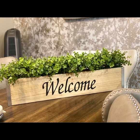 Accents | Welcome Planter Box With Greenery | Poshmark